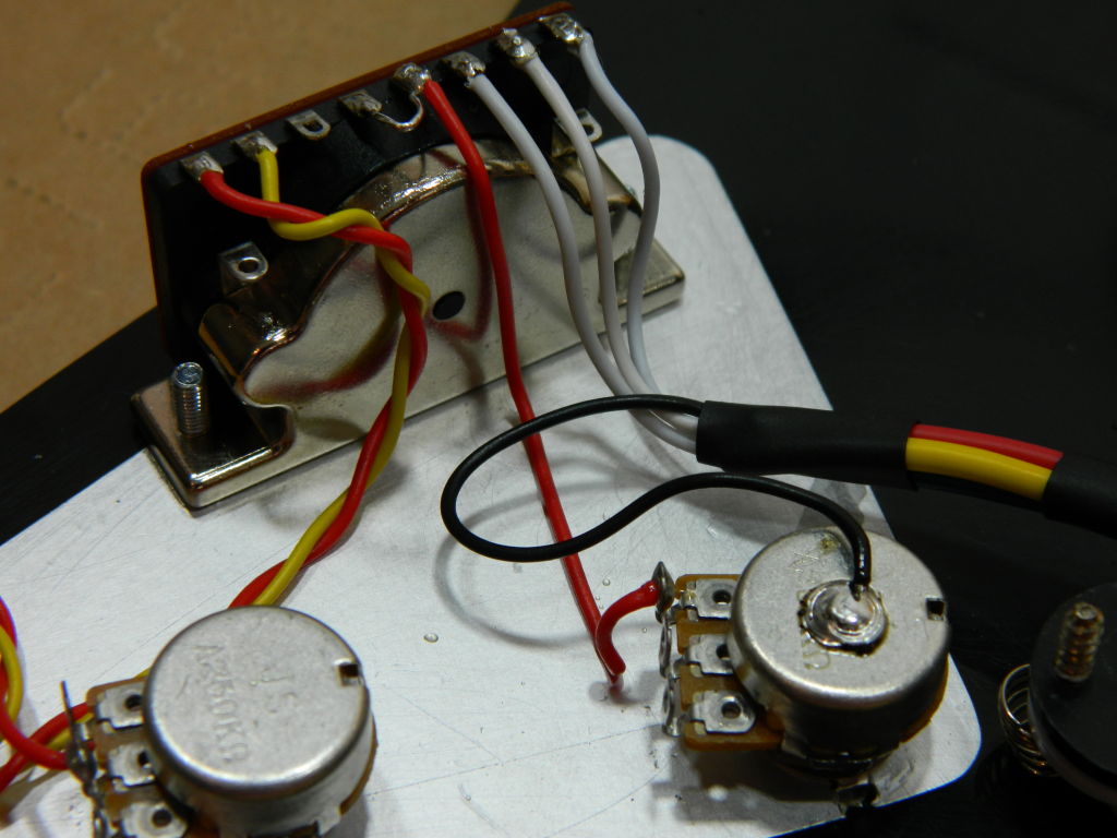 Stratocaster 5 Way Switch Tricks - Electric Guitar Pickups by Ironstone